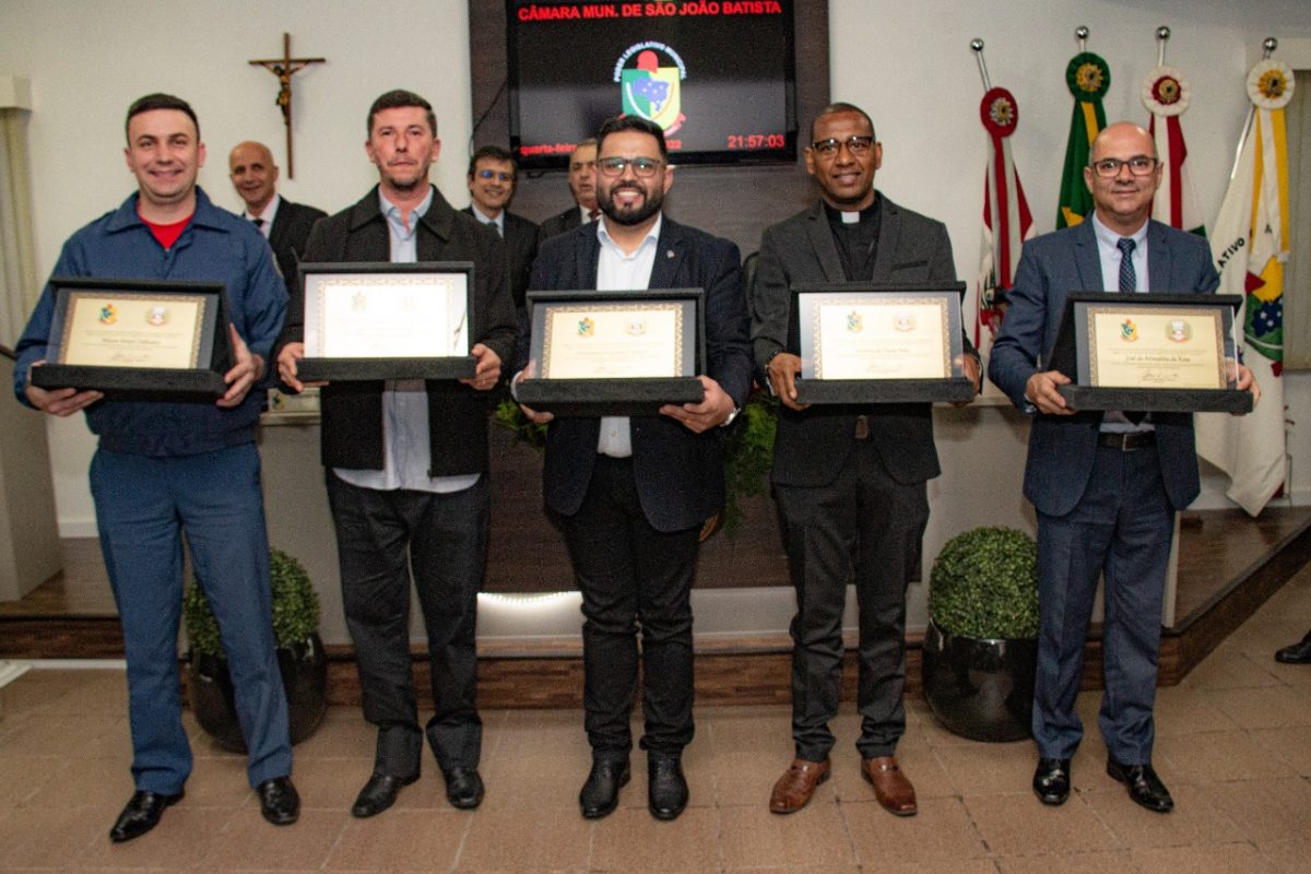 Cinco personalidades recebem o título de Cidadão Batistense - Correio ...