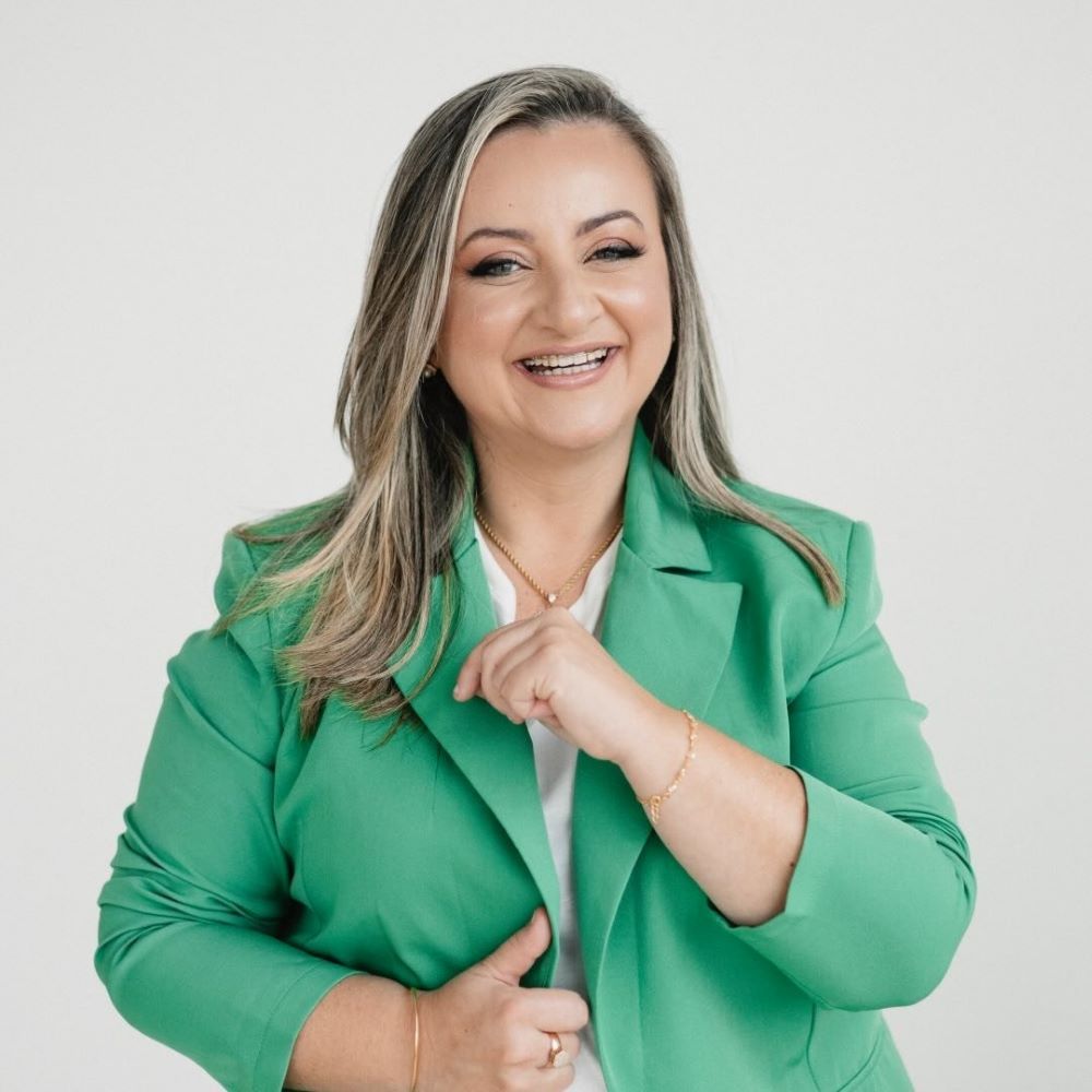 Janaira Reis é educadora, apaixonada por arte e agora representante do ...